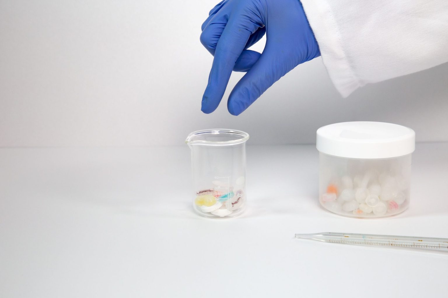 Les Bonnes Pratiques de Fabrication dans l'industrie pharmaceutique ... Les Bonnes Pratiques de Fabrication dans l'industrie pharmaceutique ...